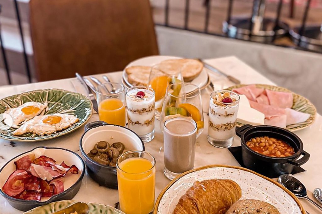 BRUNCH NO EVA SENSES MARKET - AP HOTELS & RESORTS
