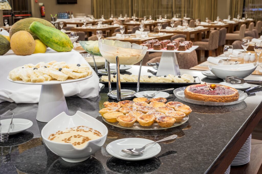 Restaurants & Bars - AP Lago Montargil Conference & Spa - 5 Star Hotel ...