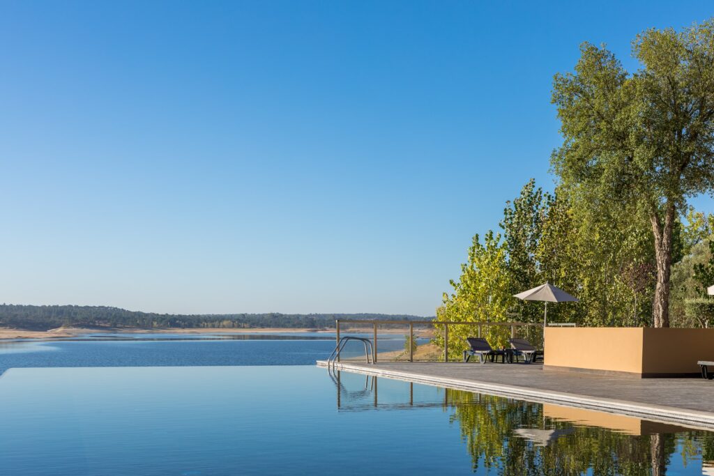 Restaurants & Bars - AP Lago Montargil Conference & Spa - 5 Star Hotel ...